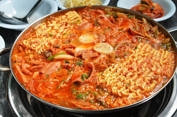 BUDAE JJIGAE HOT POT (VEGAN VERSION) - GENMAG